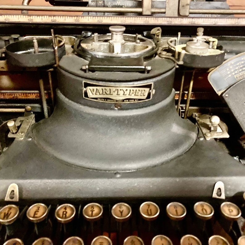 Vintage Vari - Typer Electric Typewriter . - Etsy