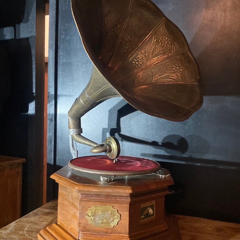 Classic Phonograph RECORD PLAYER - Etsy