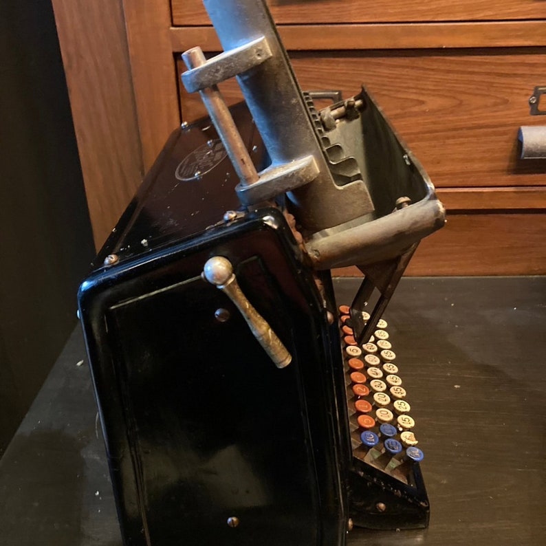 Hoefer Model D Vintage Counter Top Coin Changer W/ Visible Gears Levers ...