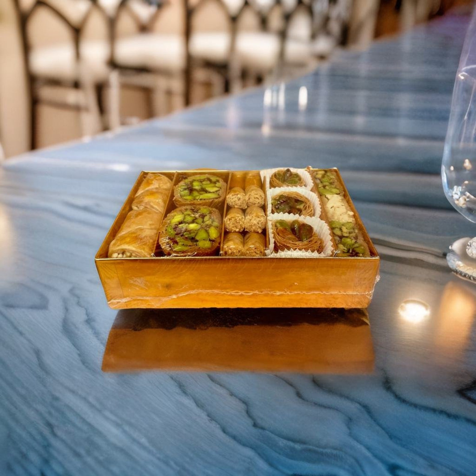 Premium Delicious Mini Mix Baklava, With Pistachio, Walnut Baklava ...