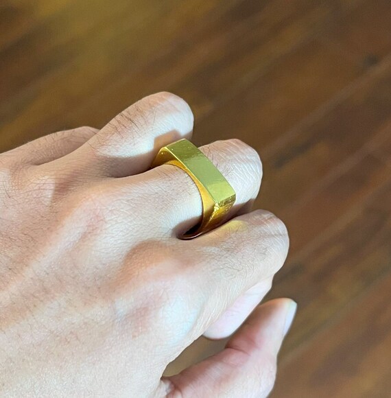 Mens 24k gold signet ring store