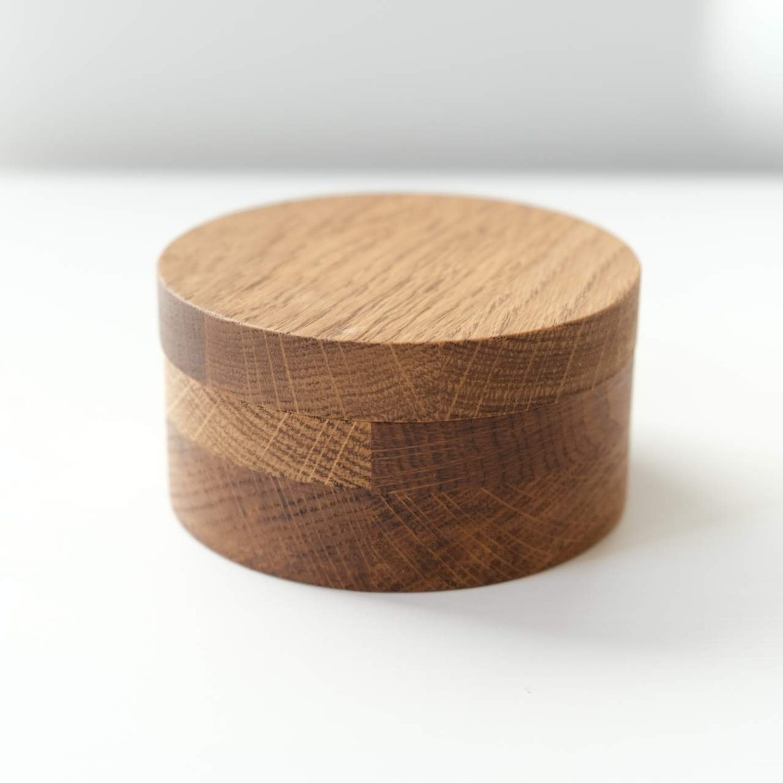 Round Wooden Box With Lid Perfect for Storing Jewelry, Keepsakes, and ...