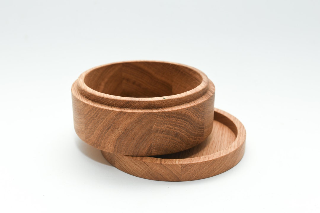 Round Wooden Box - Perfect for Storing and Protecting Jewelry ...