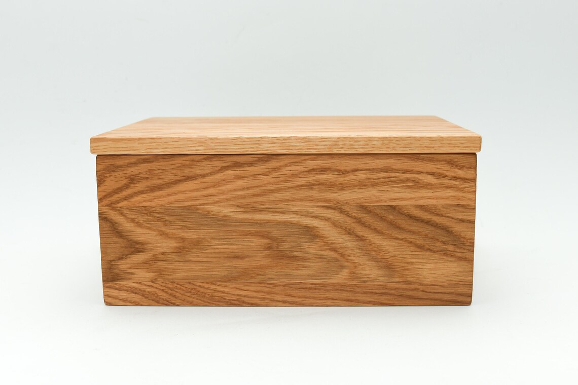Oak Wood Box With Magnetic Lid Elegant, Wooden Keepsake or Memory Chest ...