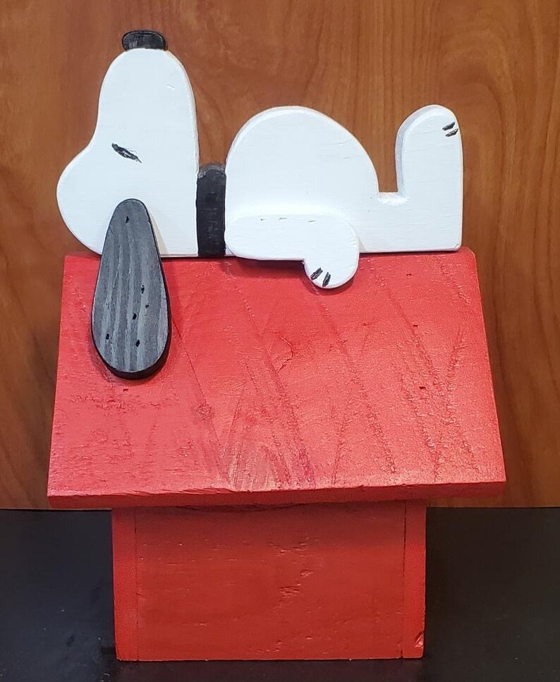 Handmade Snoopy Birdhouse Perfect for Peanuts Fans - Etsy