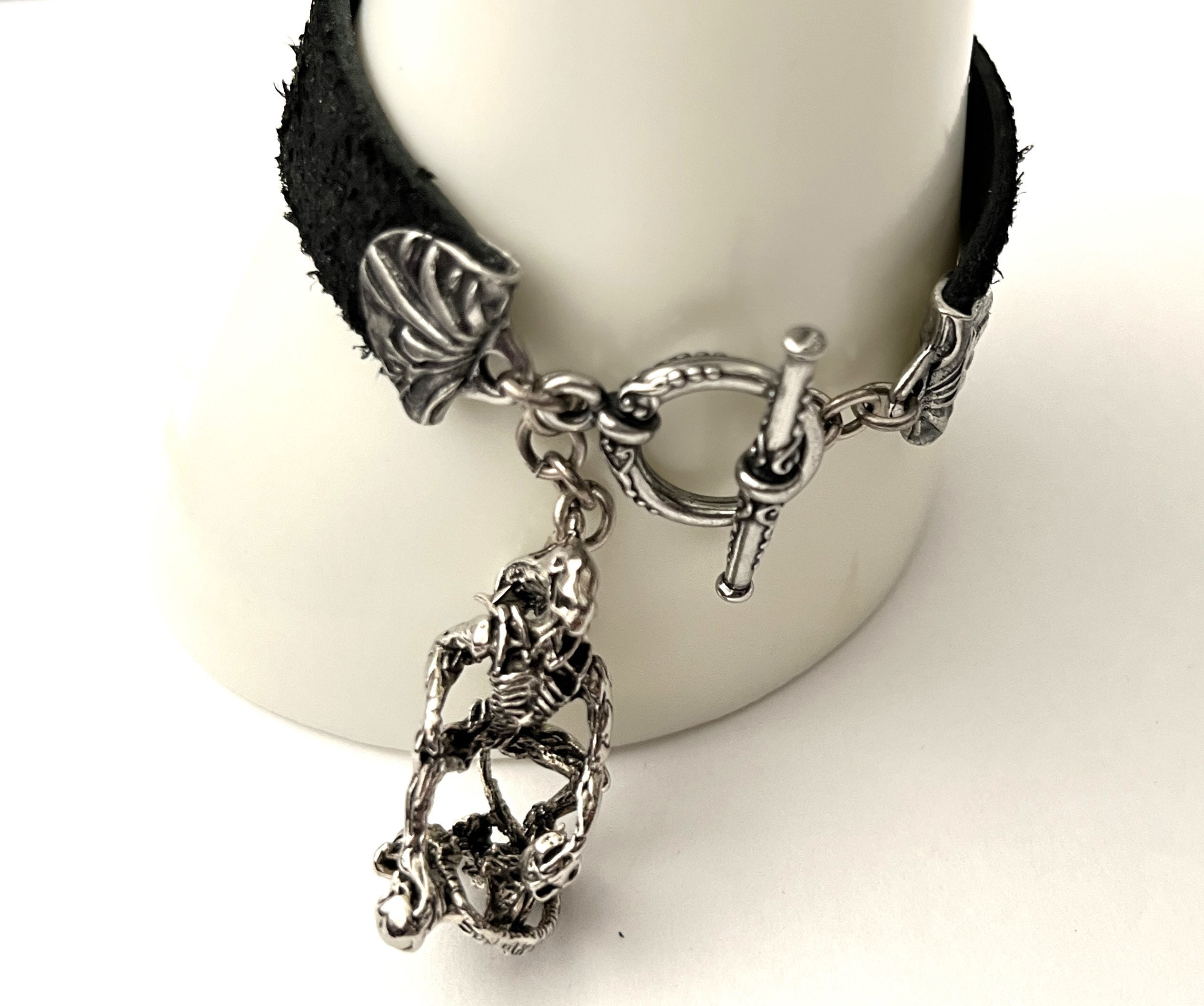 Alien Movie Bracelet Xenomorph Alien Bracelet Alien Covenant Bracelet ...