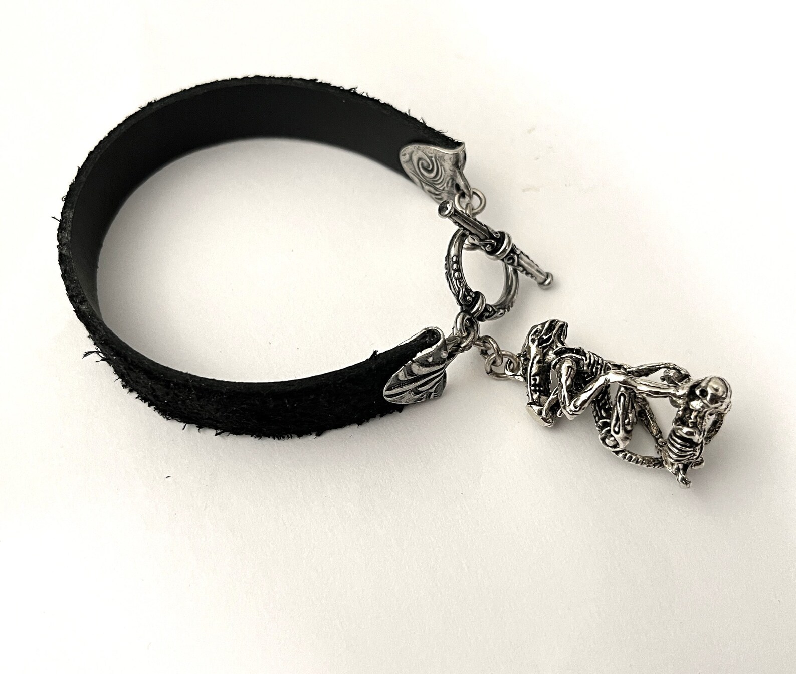 Alien Movie Bracelet Xenomorph Alien Bracelet Alien Covenant Bracelet ...