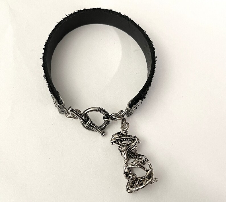 Alien Movie Bracelet Xenomorph Alien Bracelet Alien Covenant Bracelet ...