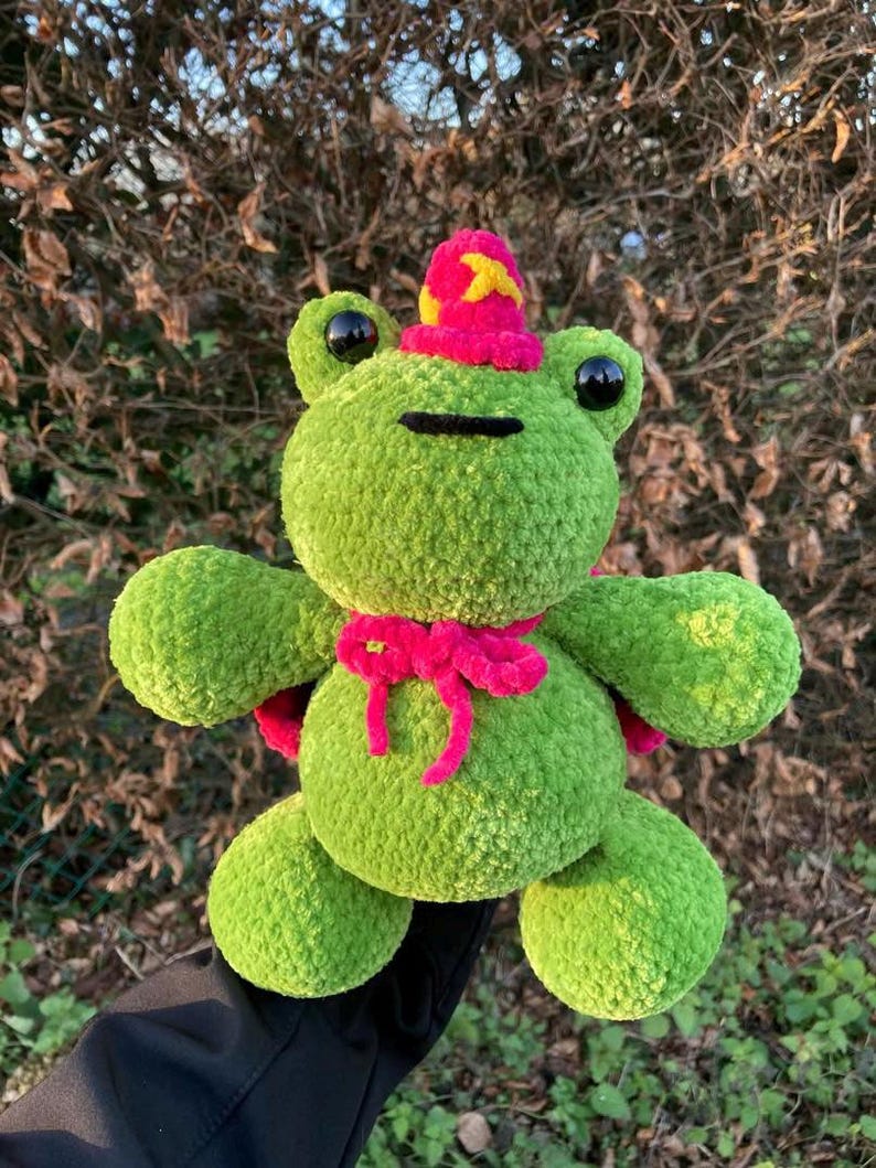 Felix the Frog PDF Pattern- LOW SEW - Etsy