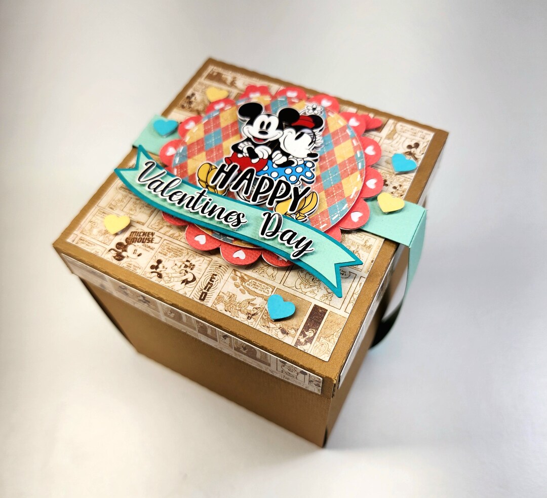 Valentine's Gift Box/ Valentine's Day Arrangement/valentinessurprise ...