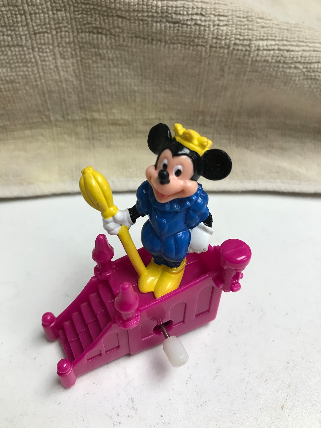 Vintage Minnie Mouse Wind up Toy Royal Minnie Mouse on Pink ...