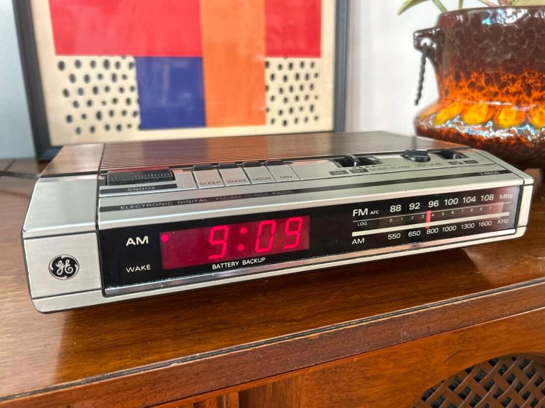 Vintage GE General Electronic AM/FM Digital Clock Radio 7-4634, 1980s ...
