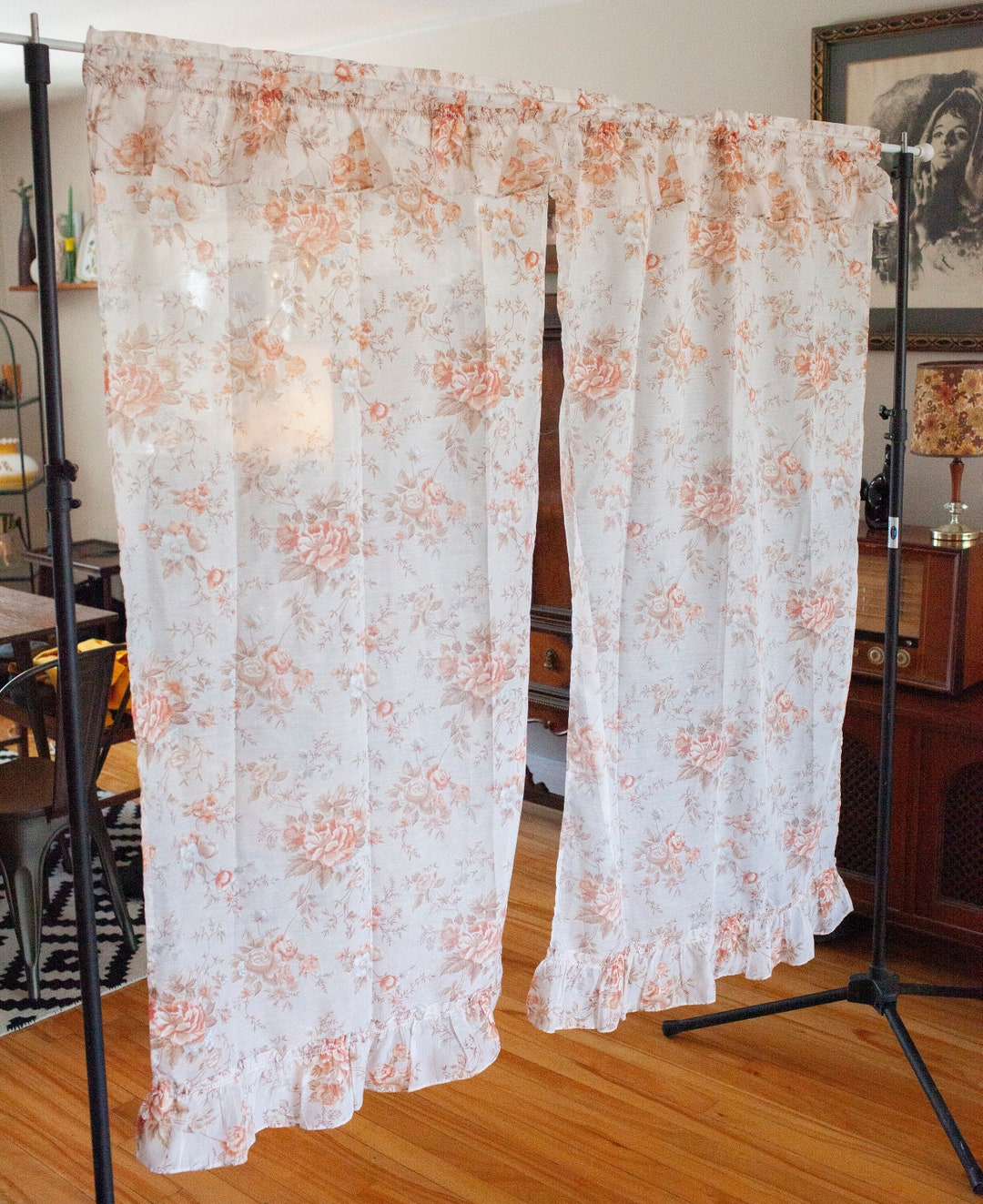 Vintage 70s Floral One-piece Split Curtain With Ruffle Valance and Hem ...