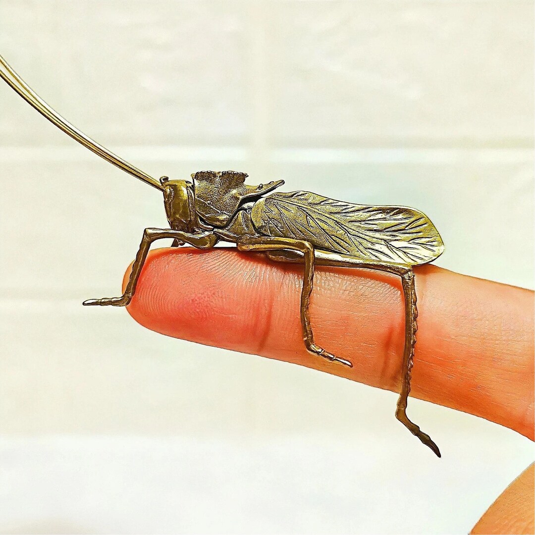 Antique Brass Grasshopper Figurine: Retro Locust Trinket, Handmade ...