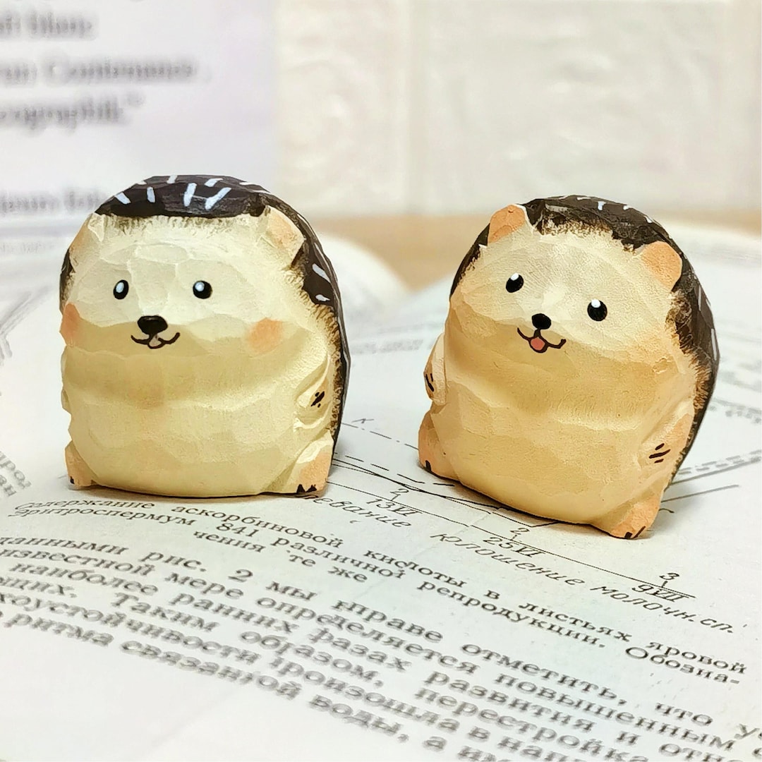Hand-carved Wooden Hedgehog Figurine: Mini Forest Animal Decor, Wooden ...