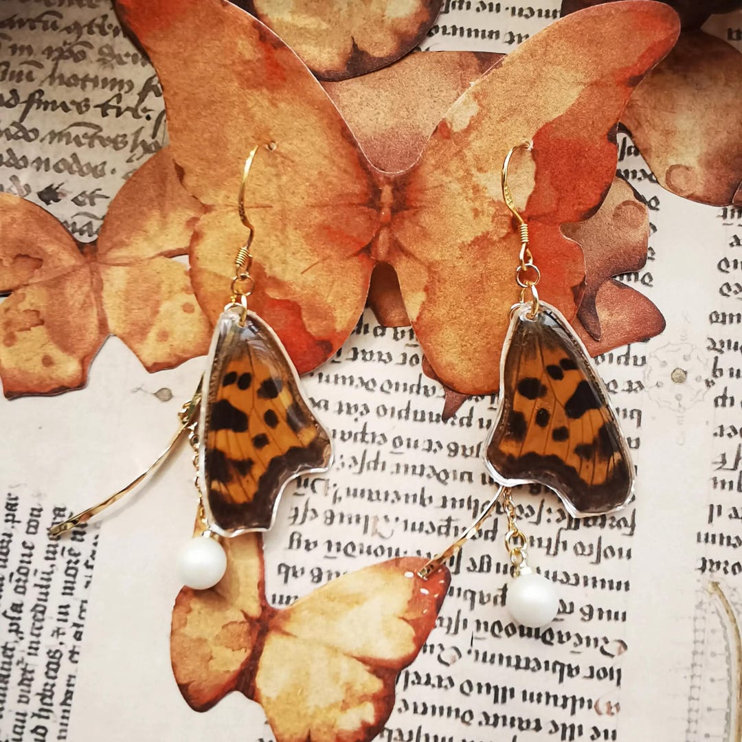 Sparkling Crystal Butterfly Wing Earrings: Nature Inspired Moth Wing ...