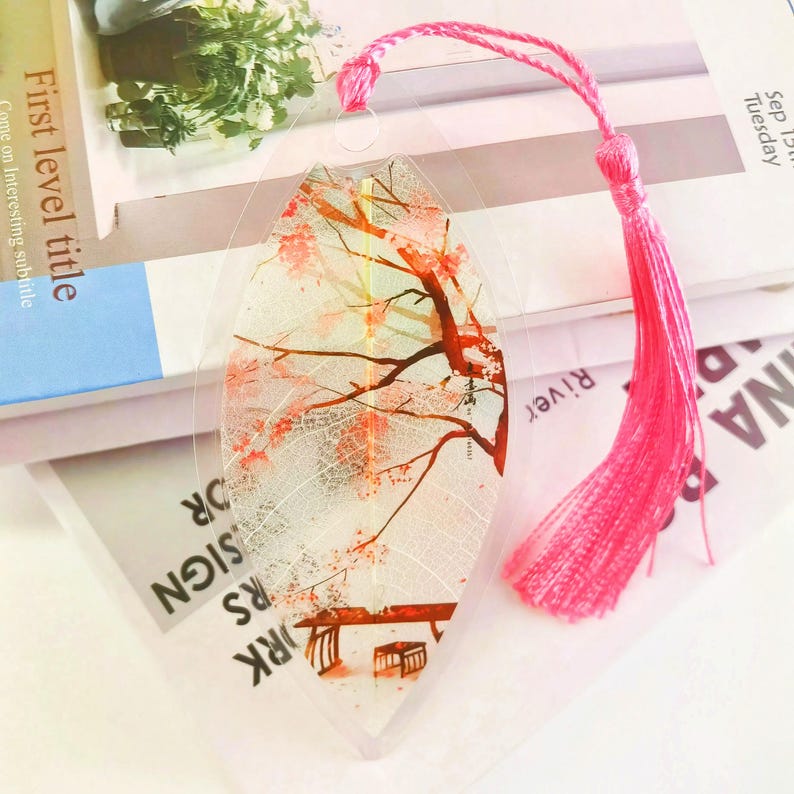 Delight Leaf Vein Bookmark With Tassel and Hand Drawn Patterns: Ideal ...