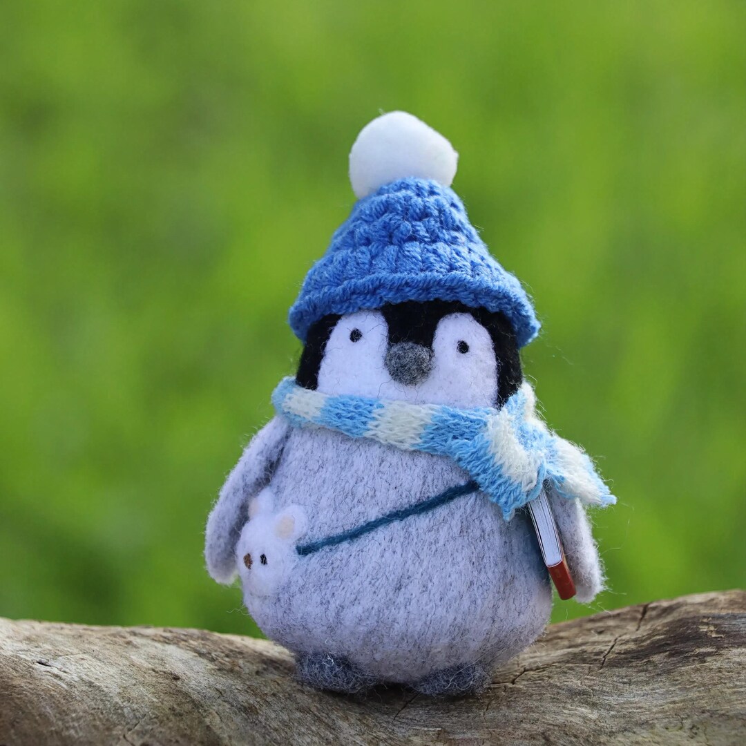 Adorable Needle Felted Penguin Miniature: Cute Handmade Soft Felted ...