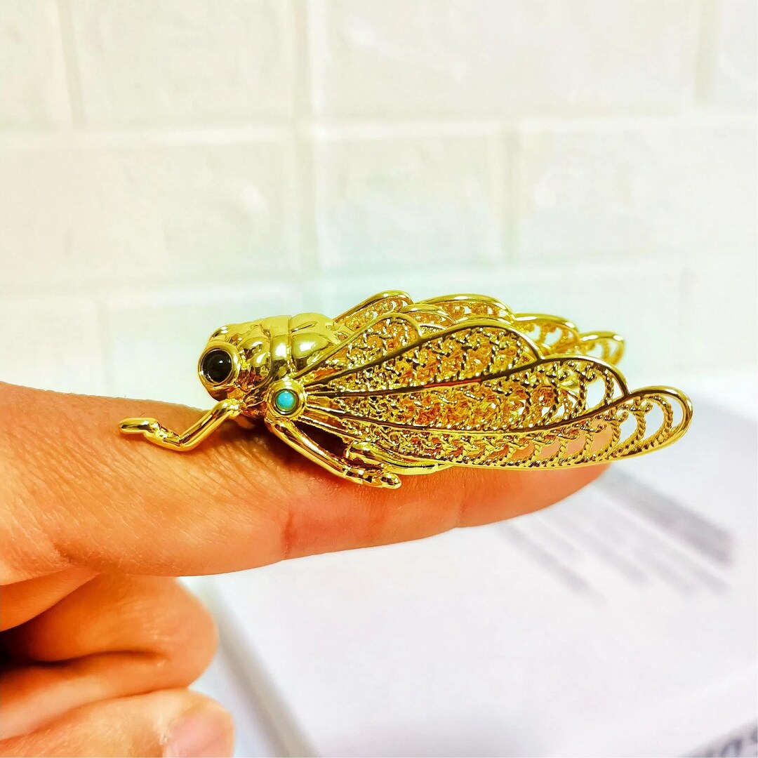 Gold Plated Copper Cicada Statue: Exquisite Desk Ornament, Symbol of ...
