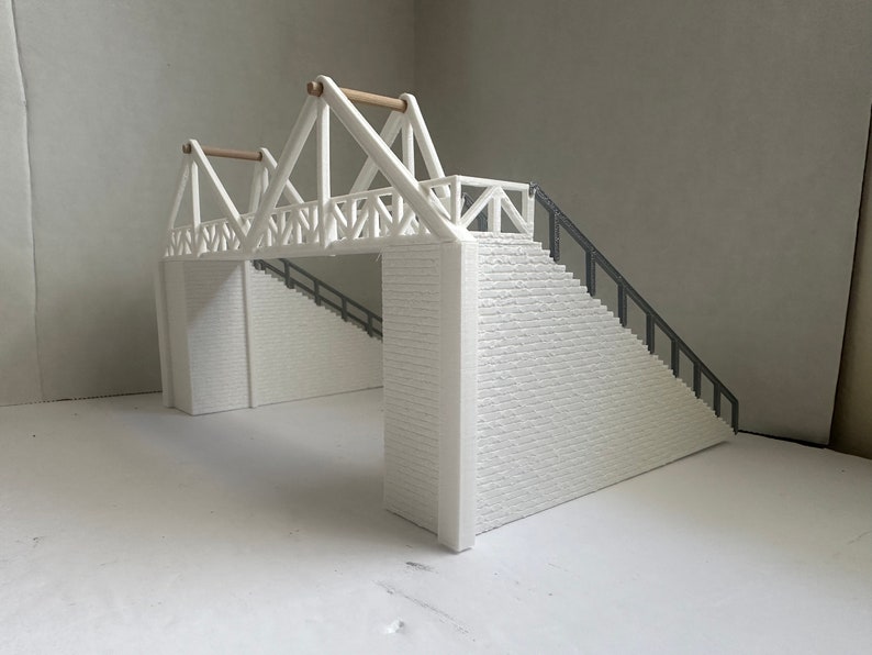 HO Scale Pedestrian Bridge / Walkway 2 Track 1:87 Detailed Urban Train ...