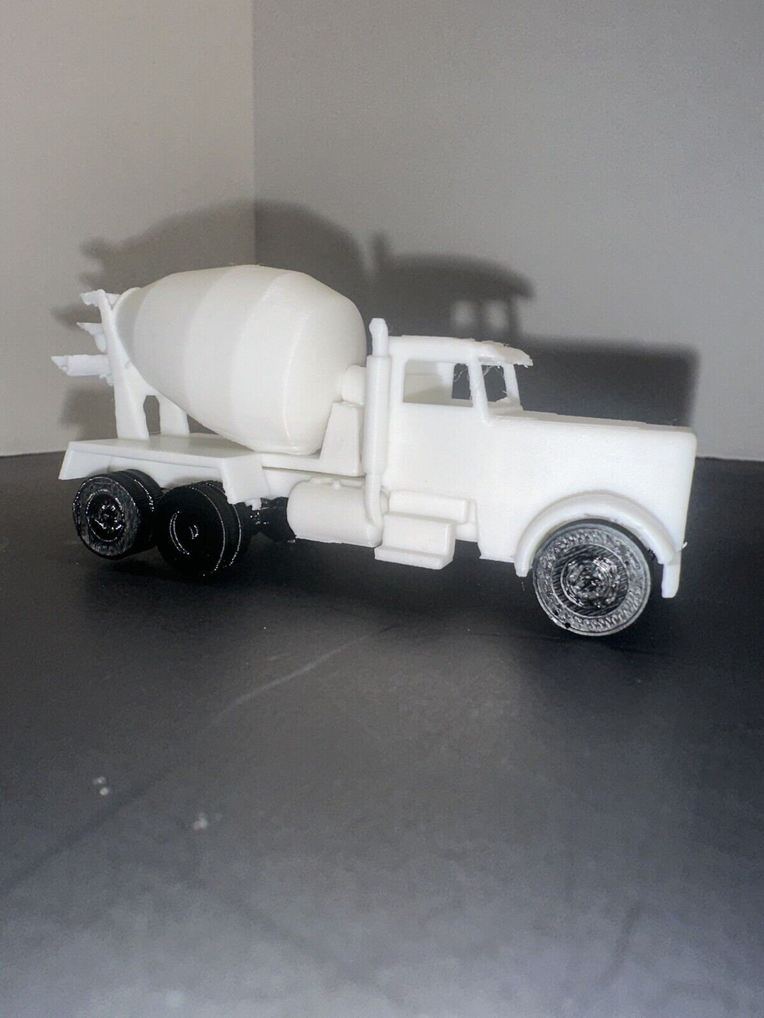 HO - Scale Cement Truck / Concrete Mixer 1:87 Construction Vehicle Semi ...