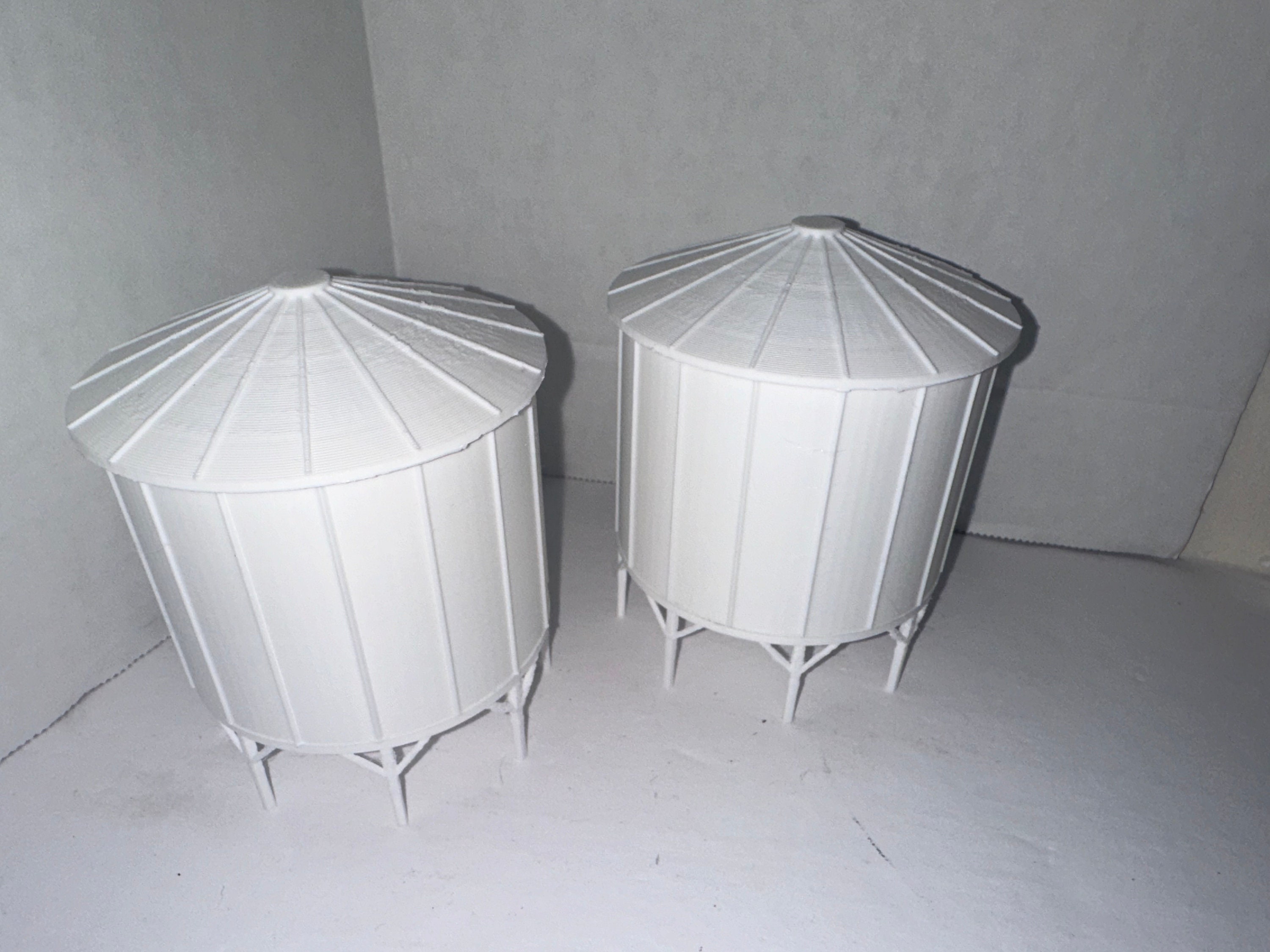 HO Scale Grain Bin Dryer / Farm Storage 2-pack Detailed Model 1:87 ...