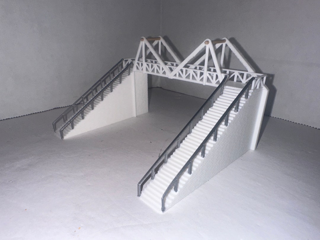 N - Scale Pedestrian Bridge / Walkway for Double Tracks! 1:160 Detailed ...