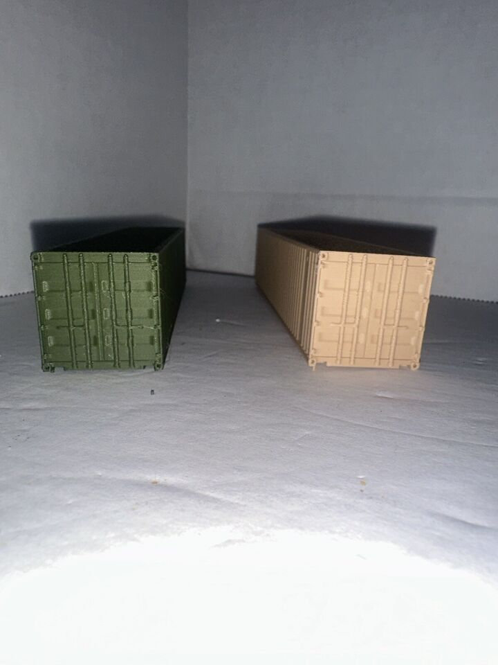 HO Scale Army / Military Shipping Containers 40' High Detail 1:87 (2 ...