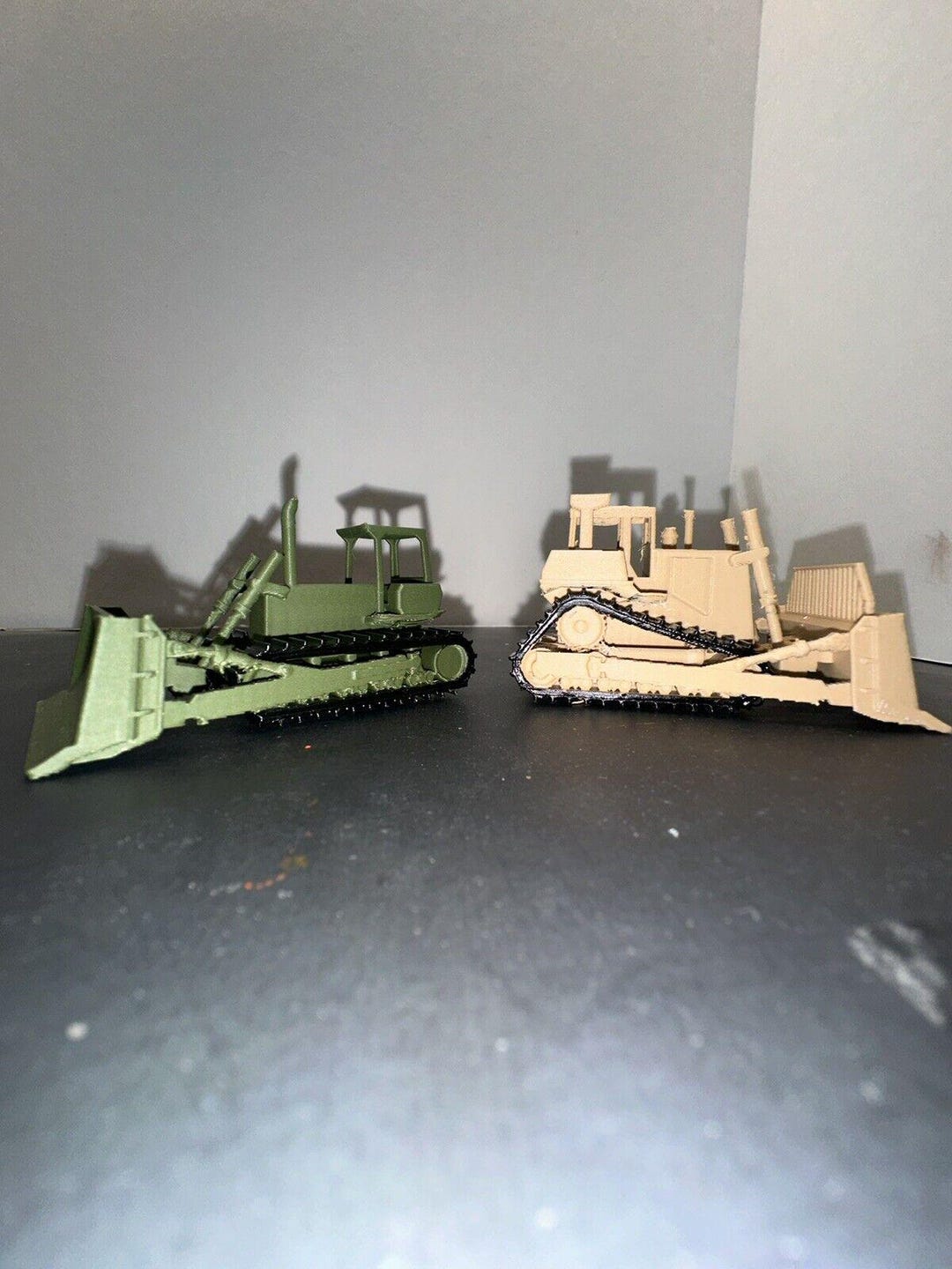 HO Scale Bulldozer (2 - Pack) 1:87 Model Railroad Truck Construction ...