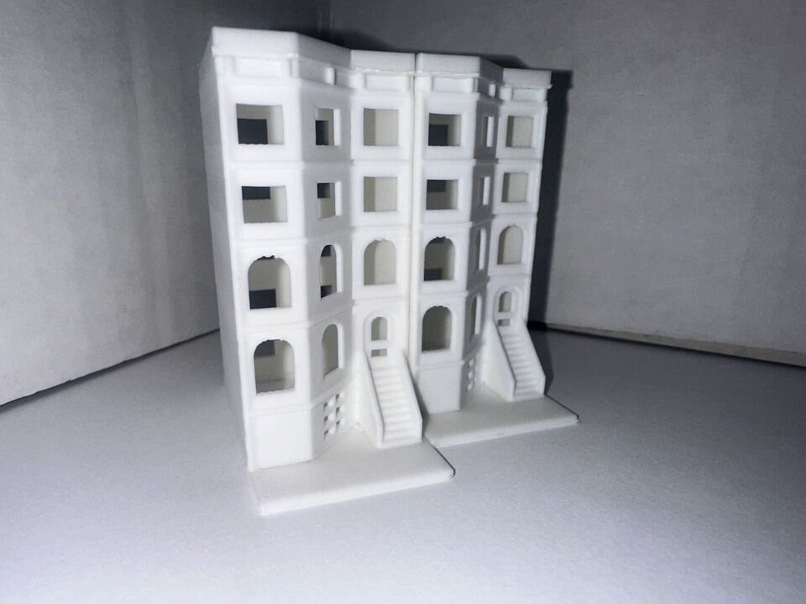 Z - Scale Townhouse (2 Pack) City Buildings 1:220 White Unpainted Urban ...