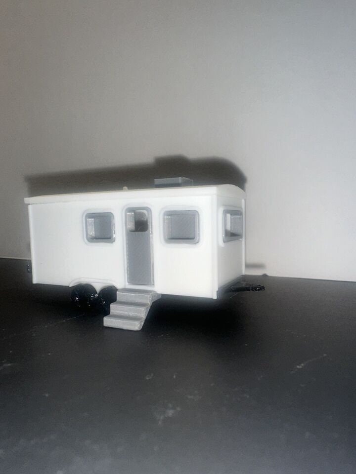 HO Scale Camper / Camping Trailer Modern RV Winnebago 1:87 Detailed ...
