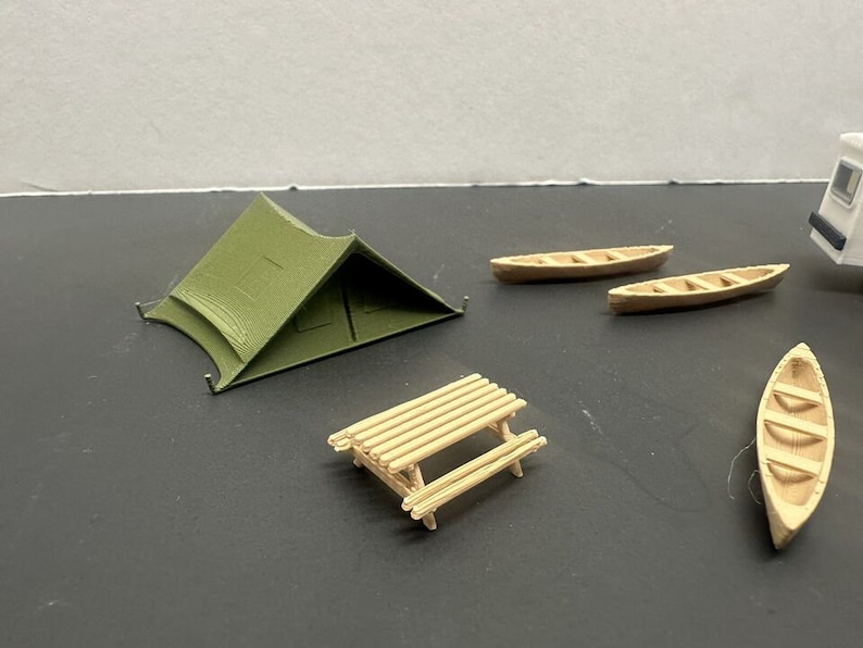 HO Scale Camping Set With 1:87 Camper / Mobile Home RV, Canoes, Tent ...