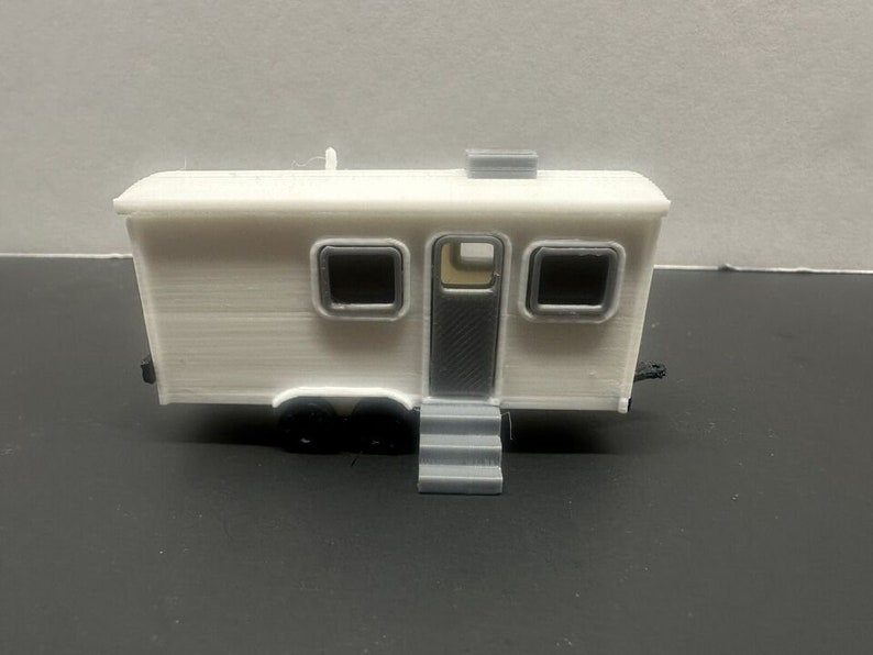 HO Scale Camper / Camping Trailer Modern RV Winnebago 1:87 Detailed ...