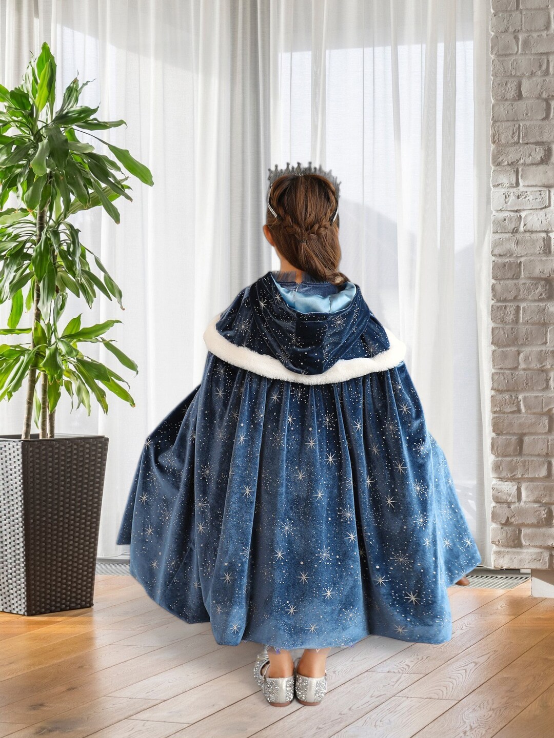 Snow Princess Cloak for Girls Elsa-inspired Hooded Cape Winter Fairy ...