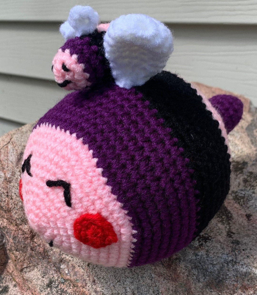 Buzzy Bee Plushy Set, Vibrant Colors Purple/pink/black, Fun Stingers ...