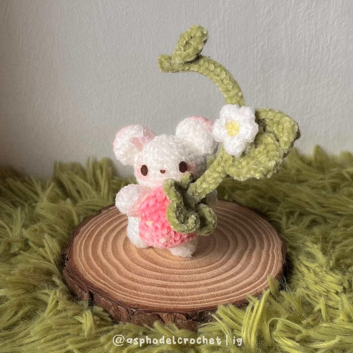 Mitsi the Mouseberry Crochet Pattern - Etsy