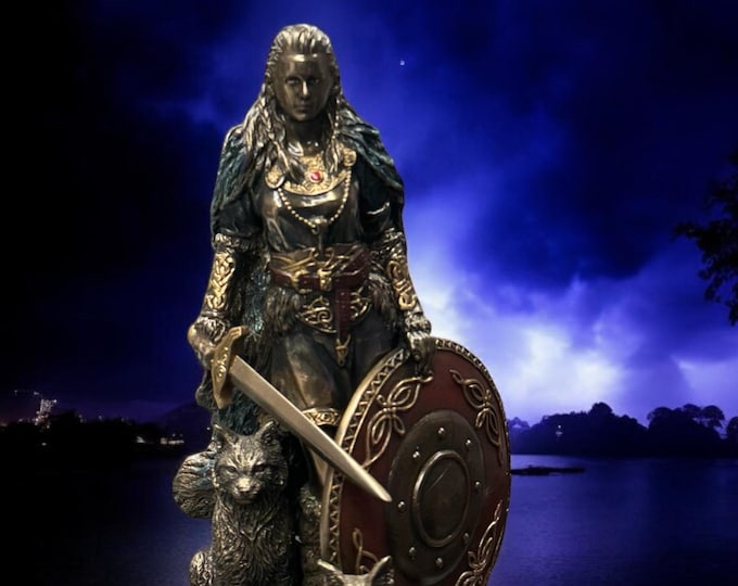 Freya Norse Shield Maiden Statue With Cats and Sword - Handcrafted ...