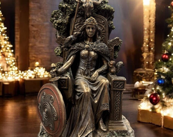 Celtic Queen Medb Statue: Irish Mythology Goddess Figurine ...