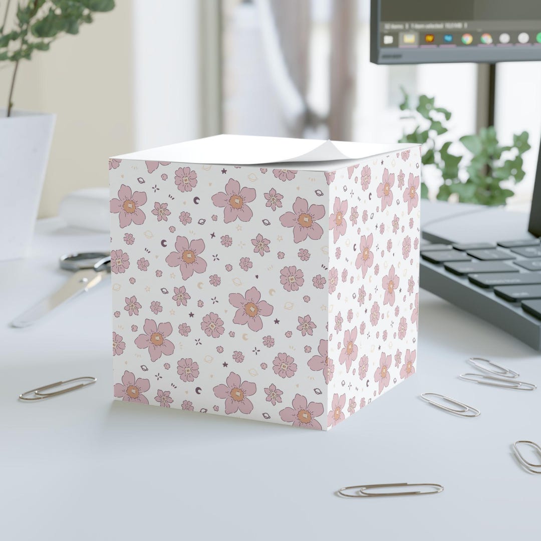 Floral Sticky Note Cube: Pink Flower Desk Decor - 700 Sheets - Etsy