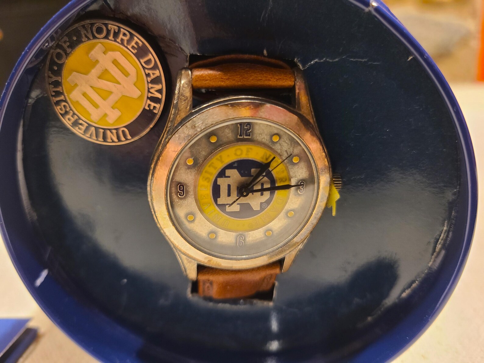 Notre Dame Vintage Collectors Edition Watch (FIGHTING IRISH) - Etsy