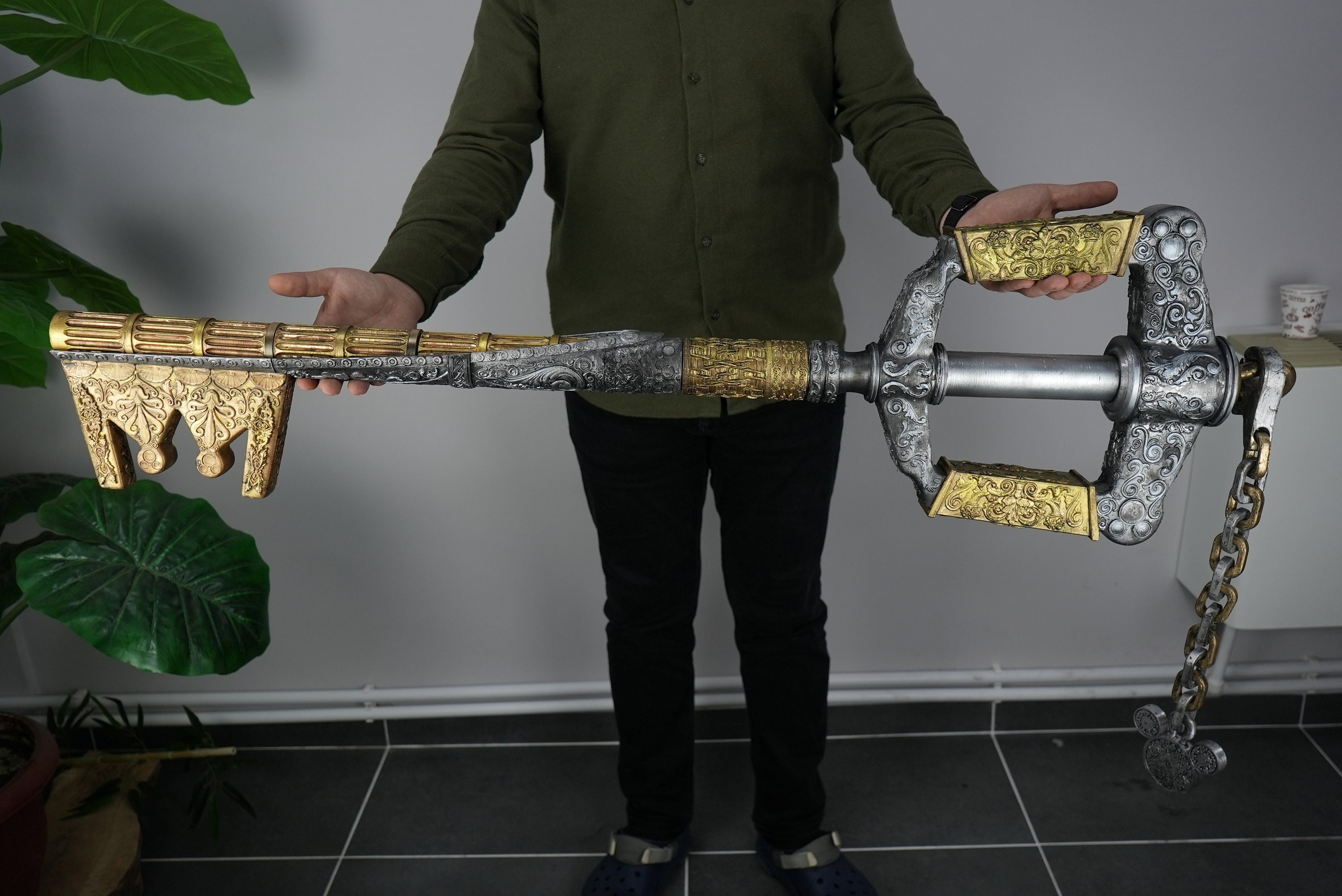 Kingdom Hearts Royal Keyblade 1:1 Scale Sora King Mickey Cosplay - Etsy