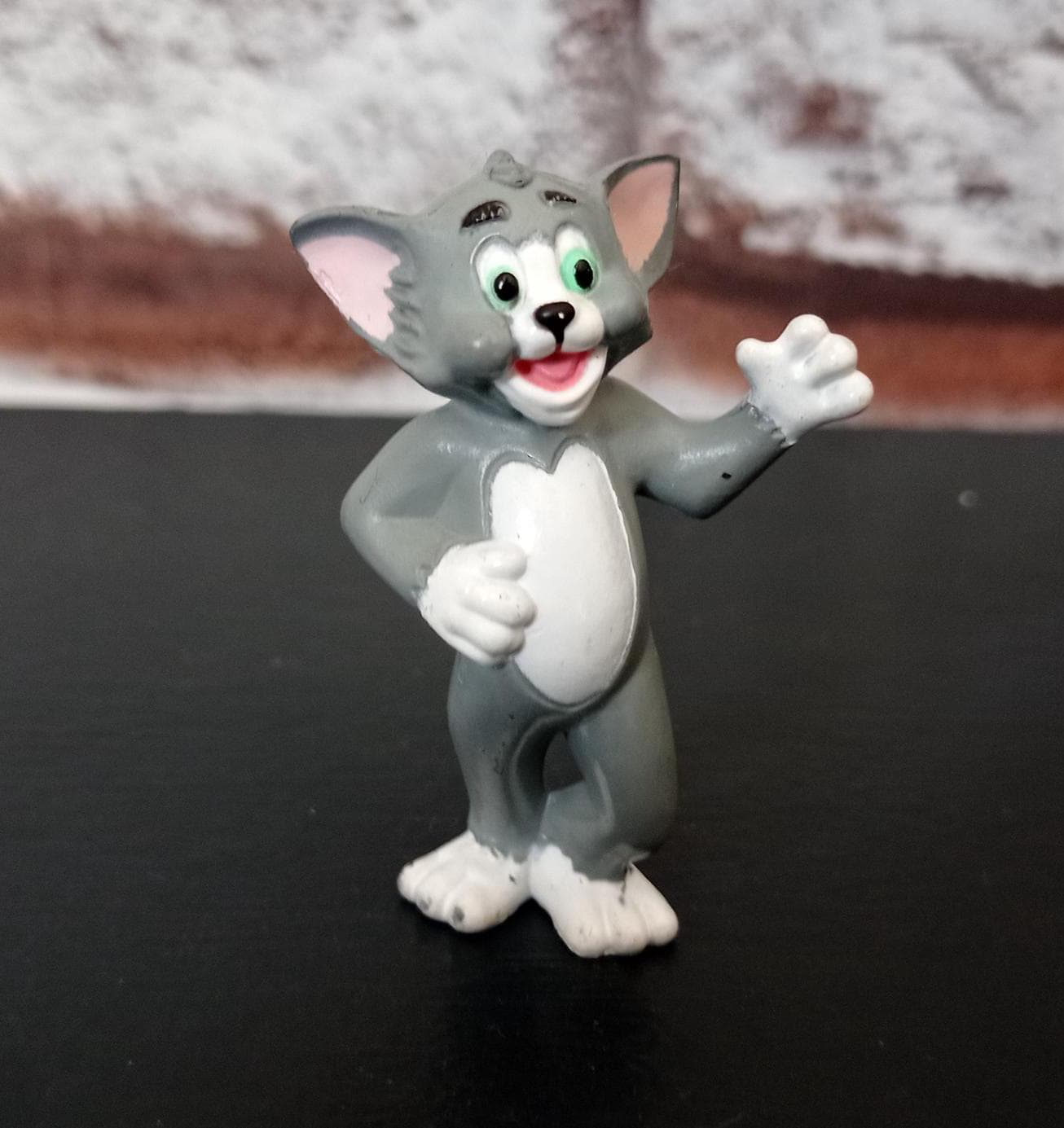 Tom & Jerry - 2" PVC Figure - Tom Waving - Turner Ents - Etsy