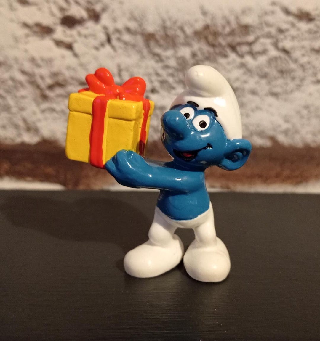 The Smurfs 2.5 PVC Figure Mcdonalds Smurf With Present - Etsy