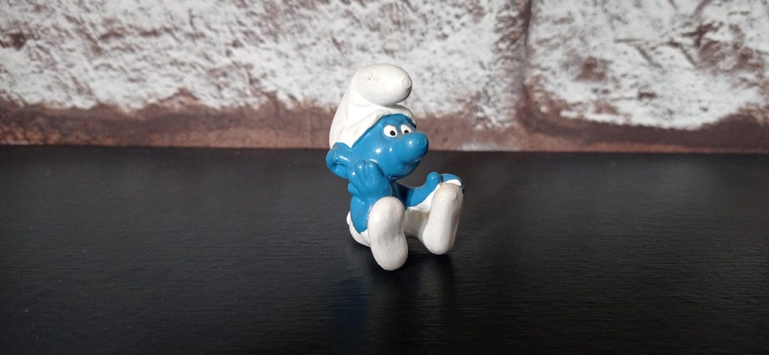 The Smurfs - 2" PVC Figure - Thinker Smurf 2.0027 - Etsy