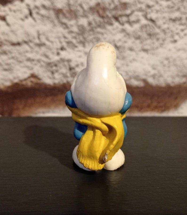 The Smurfs - 2" PVC Figure - Shiver Smurf 2.0004 - Variation - Etsy