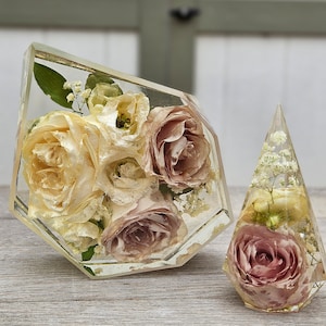 Memorial Gift /funeral Flowers/ Resin Bouquet Preservation /funeral ...