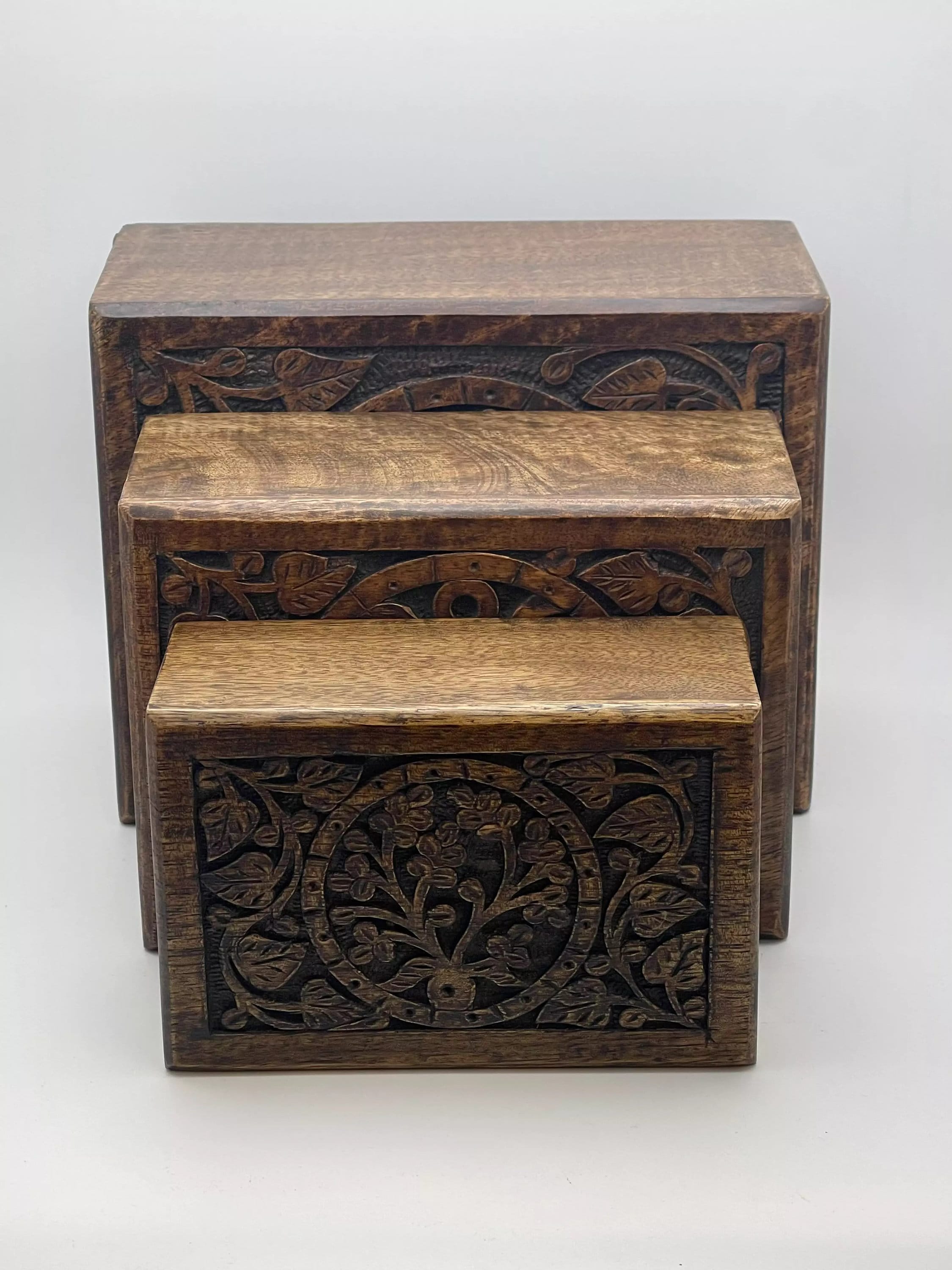Carved Mango Wood Box for Ashes, Elegant Circle Design Memorial Urn ...