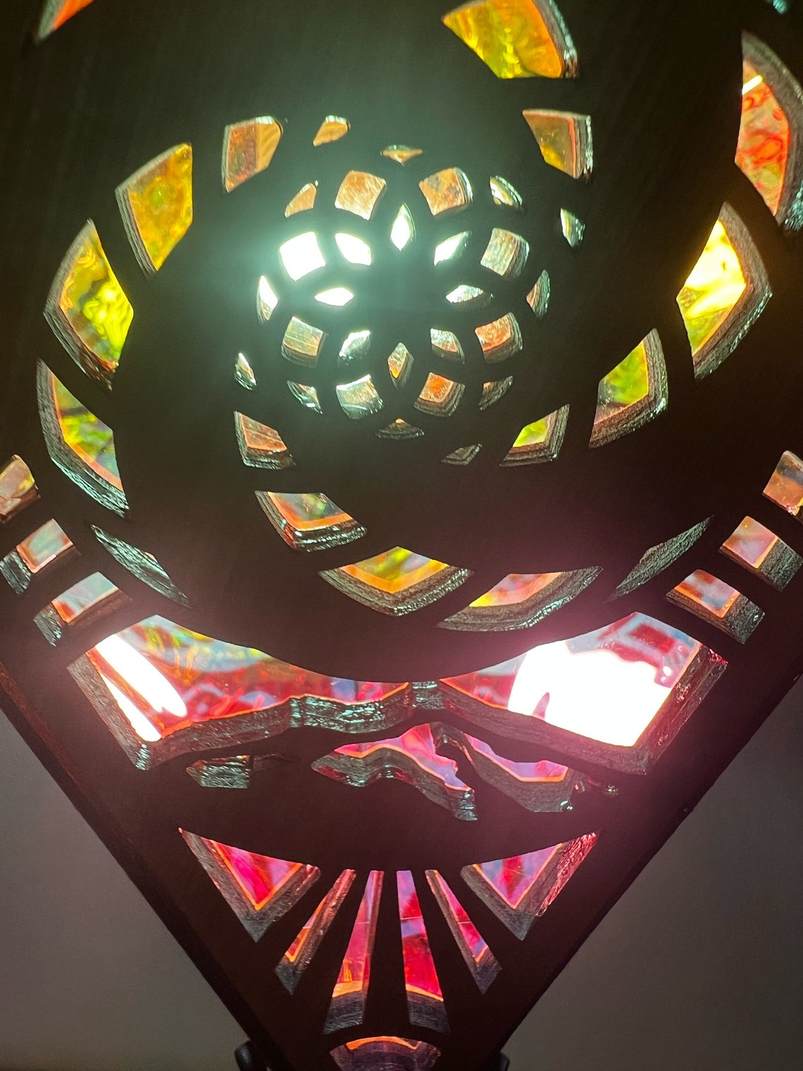 Kaleidoscopic Mountain Sacred Geometry Light - Etsy
