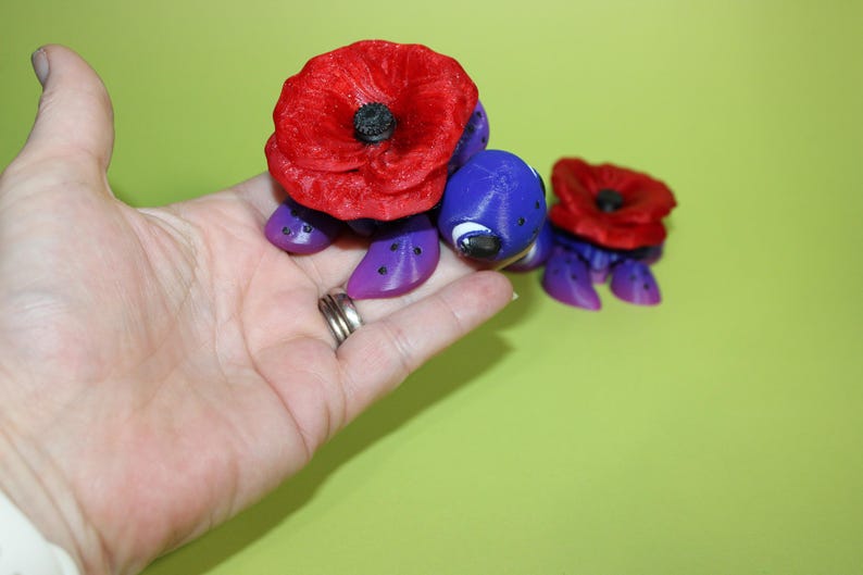 Articulated Turtle Fidget Toy: 3D Printed Remembrance Poppy Design - Etsy