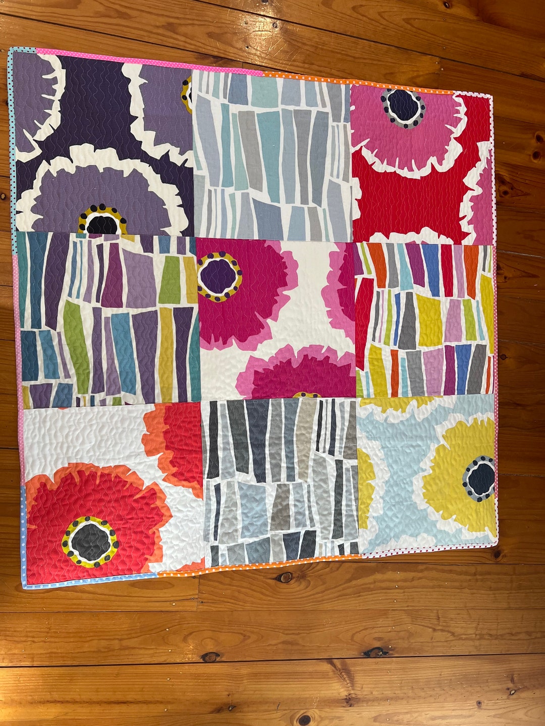 Floral Wall Art Quilt Use This Beautiful Quilt as Wall Art to Upscale ...